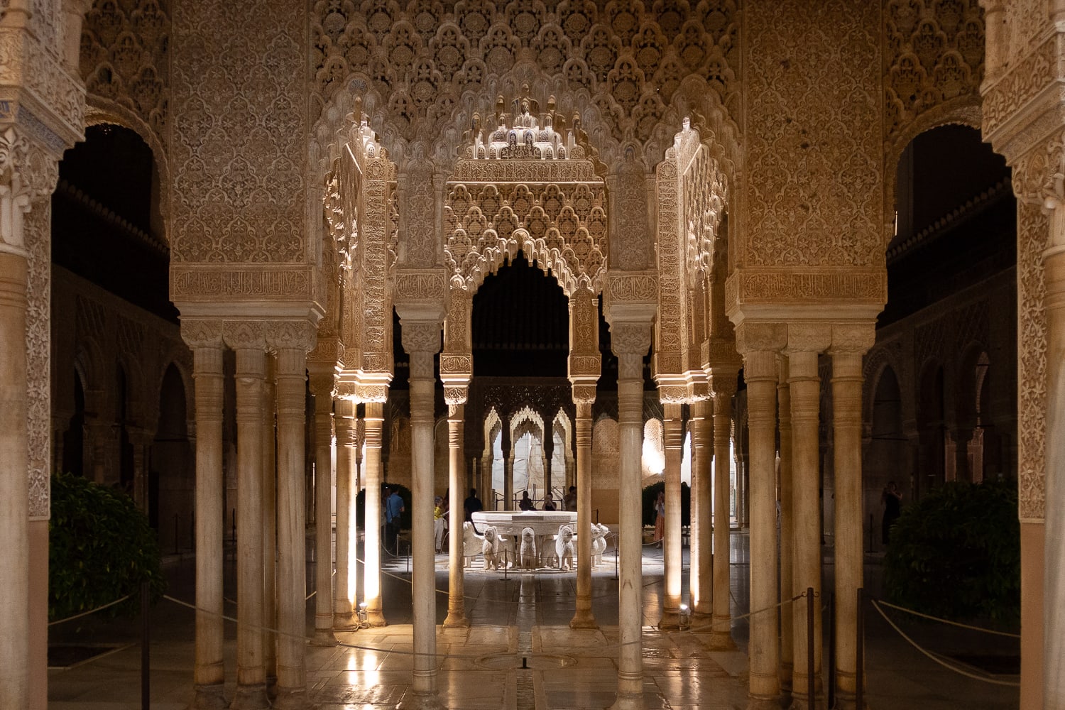 Mistakes to Avoid + What to Expect on an Alhambra Night Visit | New Denizen